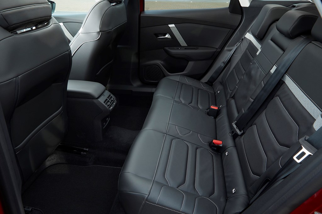 Citroën C4 (2025) interior
