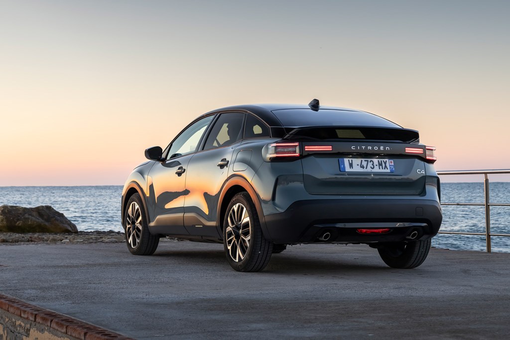 Citroën C4 (2025) boot space & practicality