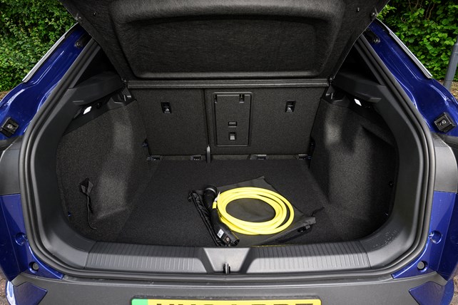 Volkswagen ID.4 (2025) boot space & practicality