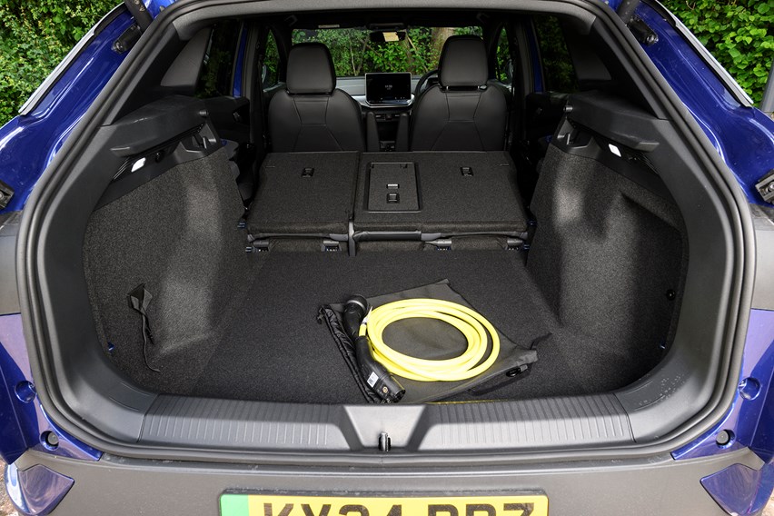 Volkswagen ID.4 (2025) boot space & practicality