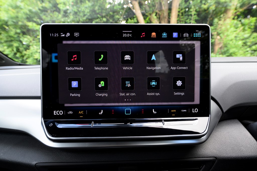 Volkswagen ID.4 (2025) boot space & practicality