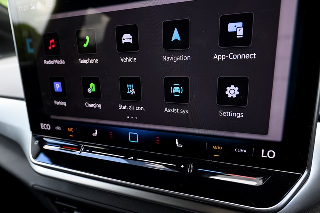 Volkswagen ID.4 (2025) boot space & practicality