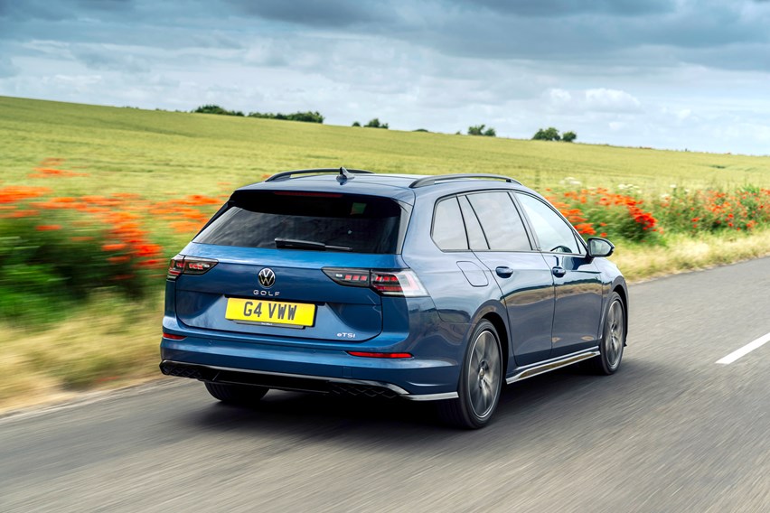 Volkswagen Golf Estate Review (2025)