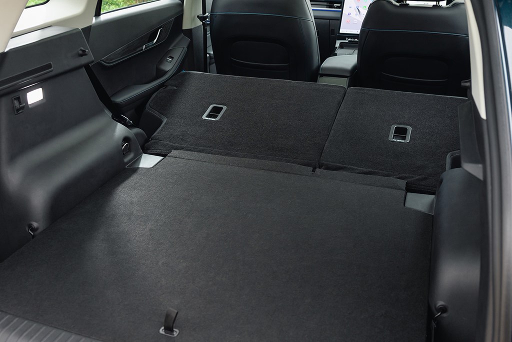 Jaecoo E5 (2025) review: The small SUV with a big kit list