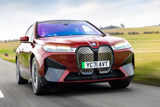 BMW iX (2025) boot space & practicality