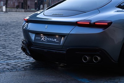 Ferrari Roma (2024) interior