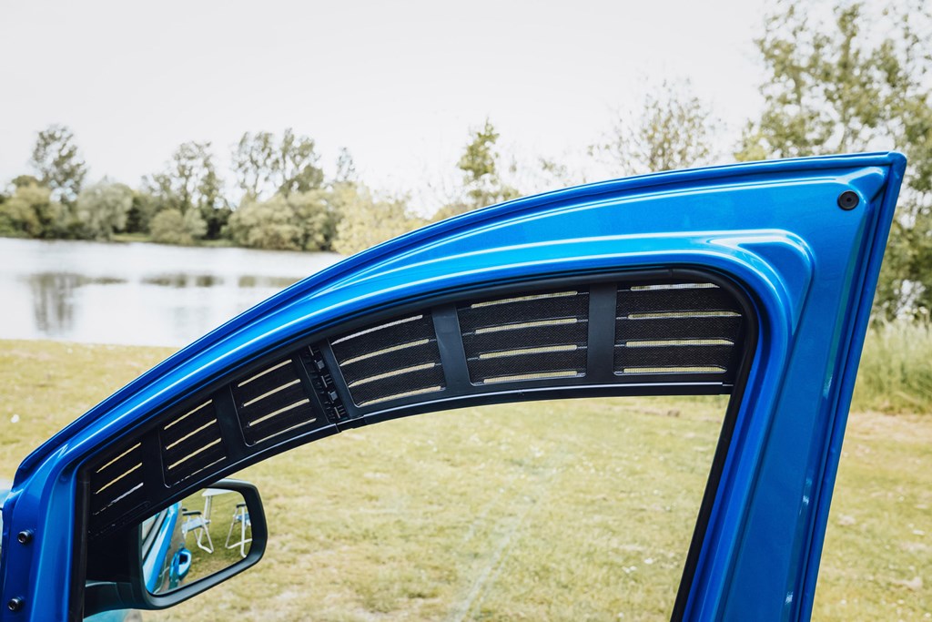 Volkswagen Caddy California Review (2021)