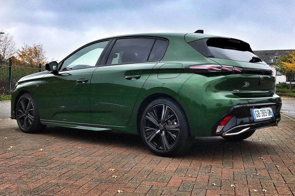 Peugeot 308 hatchback review (2022)