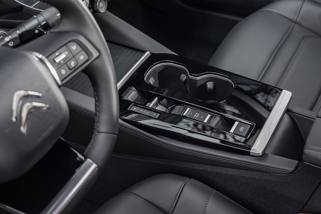Citroën C5 X (2024) boot space & practicality