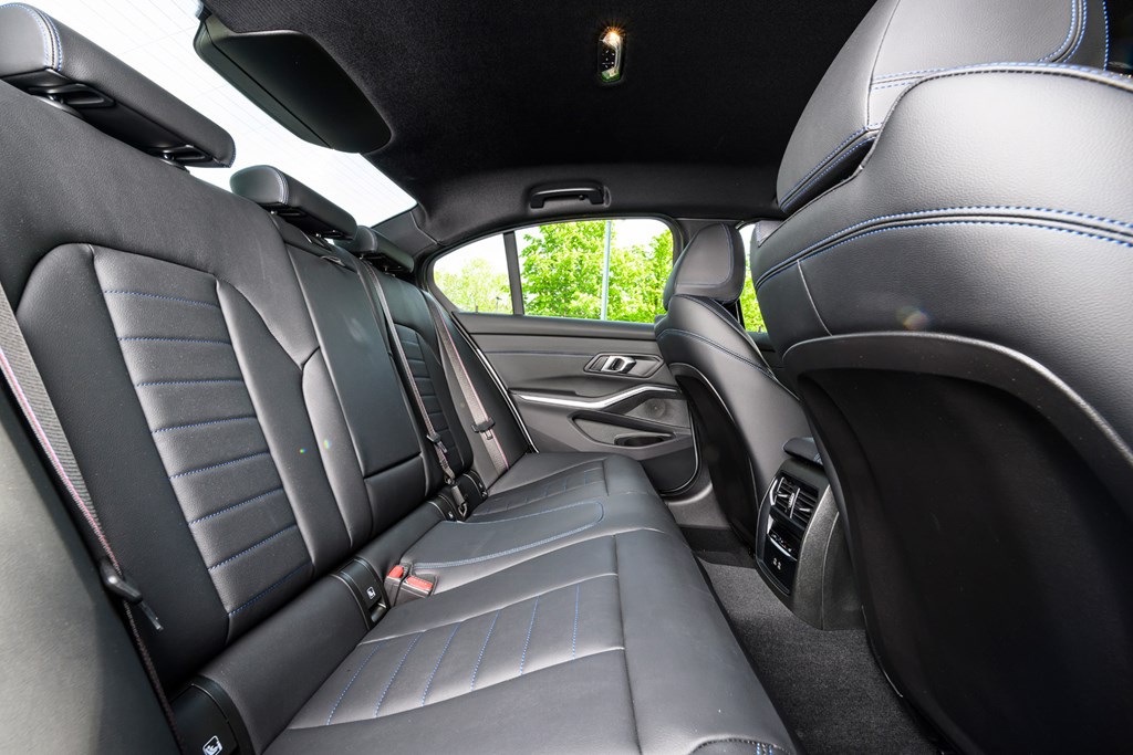 BMW 330e (2026) review: Still the best plug-in hybrid for keen drivers