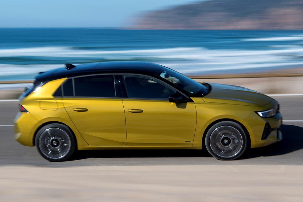 Vauxhall Astra Review (2025)