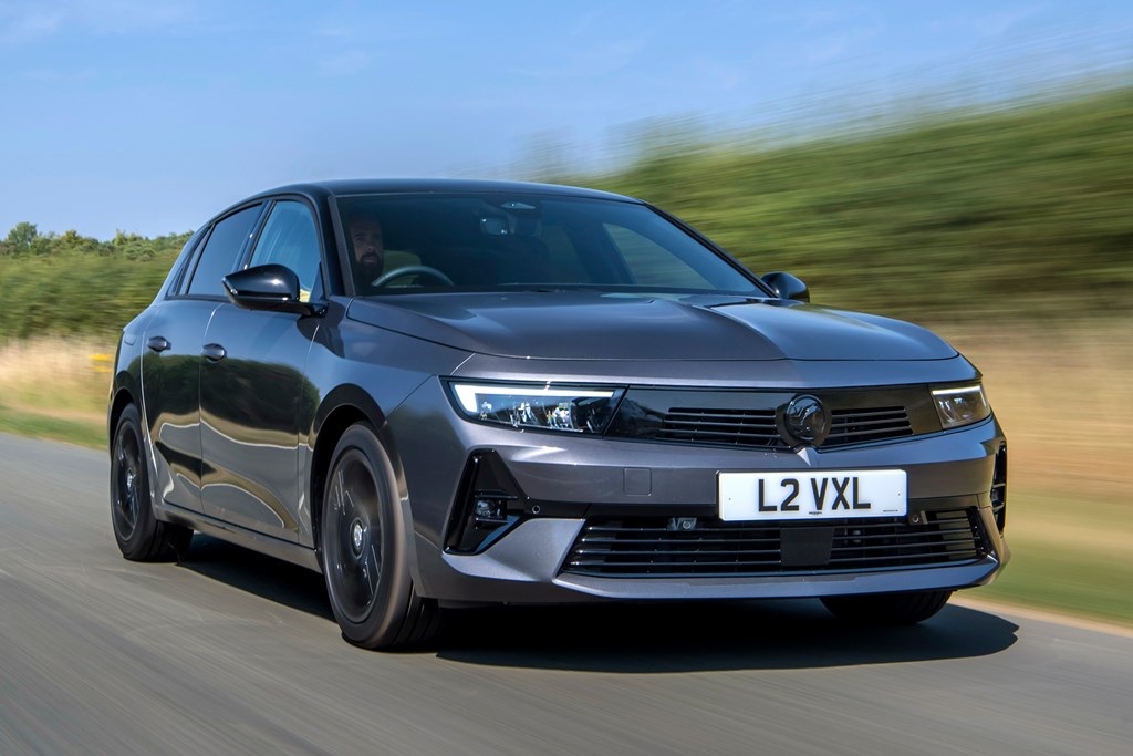 Vauxhall Astra (2025) boot space & practicality