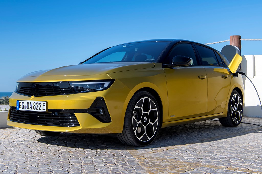 Vauxhall Astra (2025) engines & performance