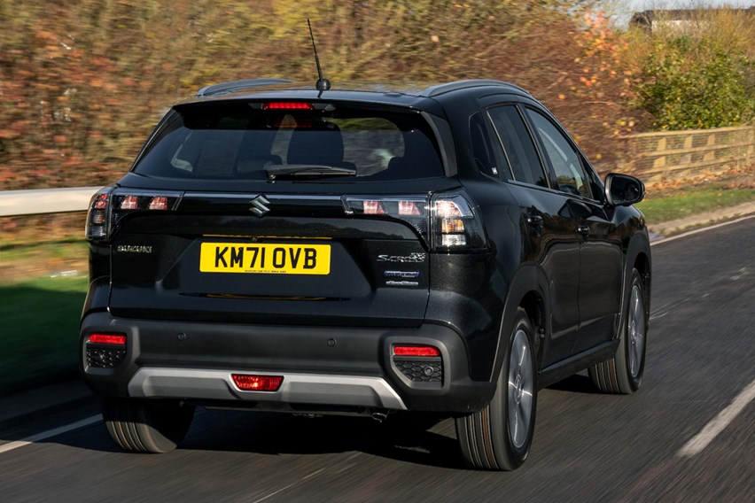 Suzuki S-Cross (2025) boot space & practicality