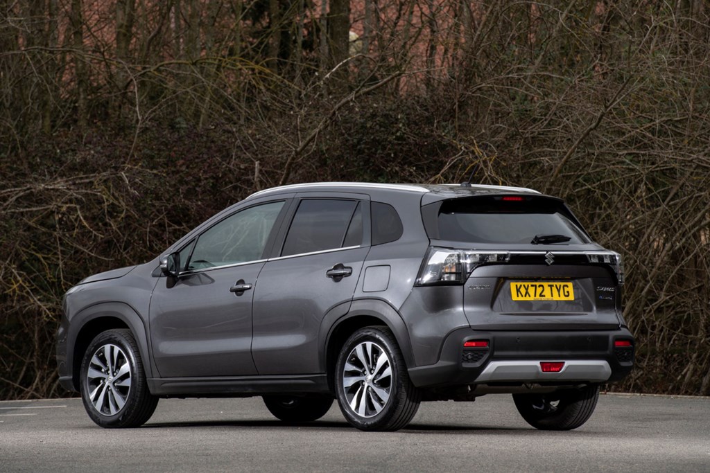 Suzuki S-Cross (2025) boot space & practicality