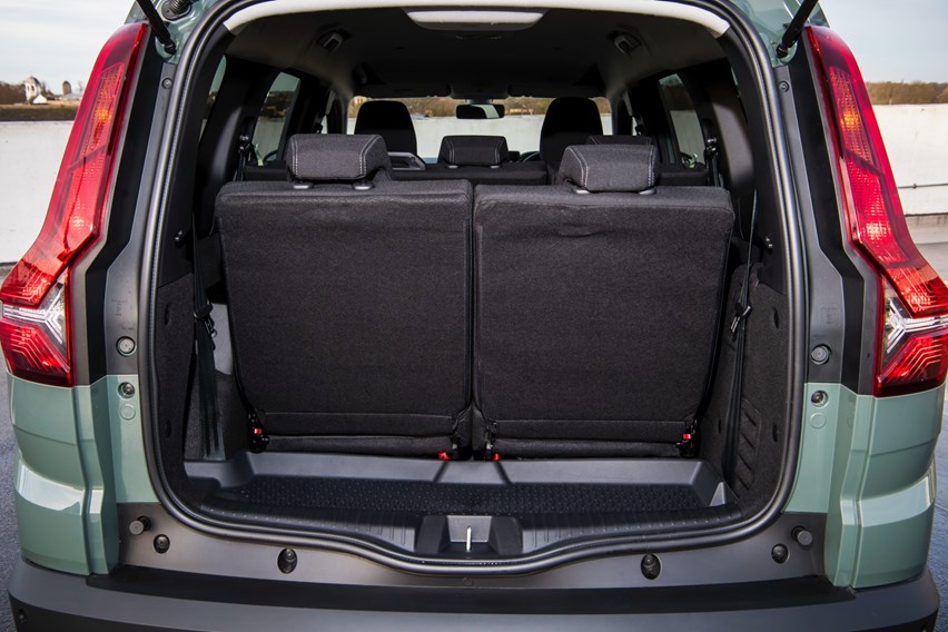 Dacia Jogger (2025) boot space & practicality
