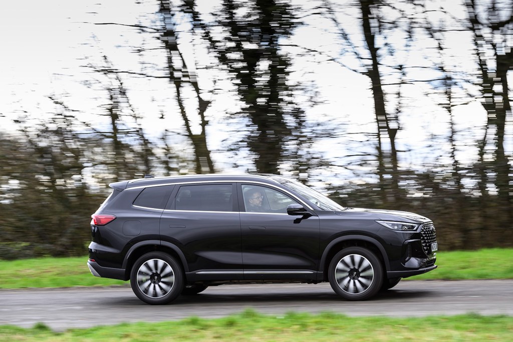 Chery Tiggo 8 (2026) review: Keenly priced seven-seat SUV, but not ...