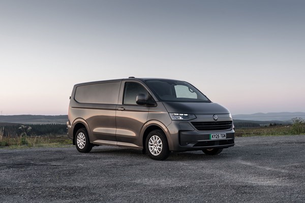 Volkswagen Transporter van review (2025)