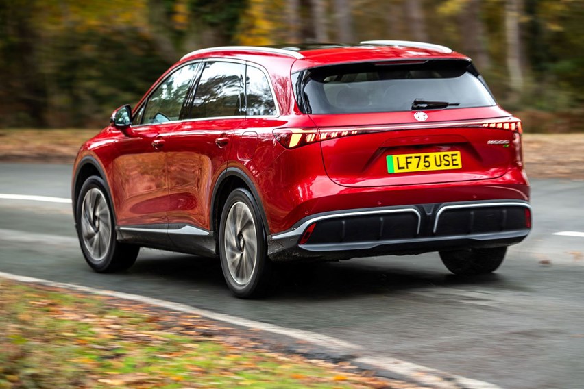 MG S6 EV (2026) review: Spacious and decent value, but can’t quite ...
