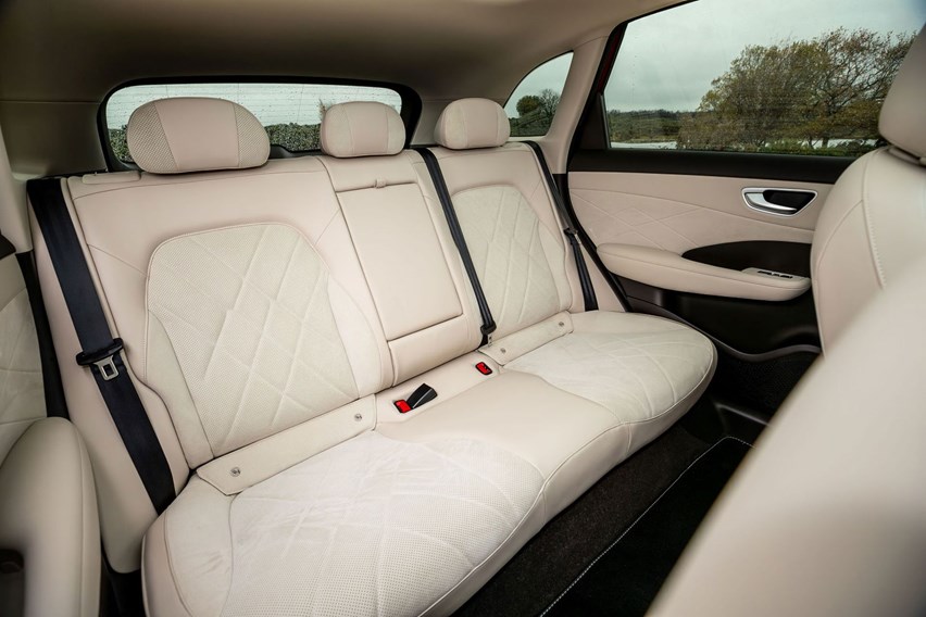 MG S6 EV (2026) review: Spacious and decent value, but can’t quite ...