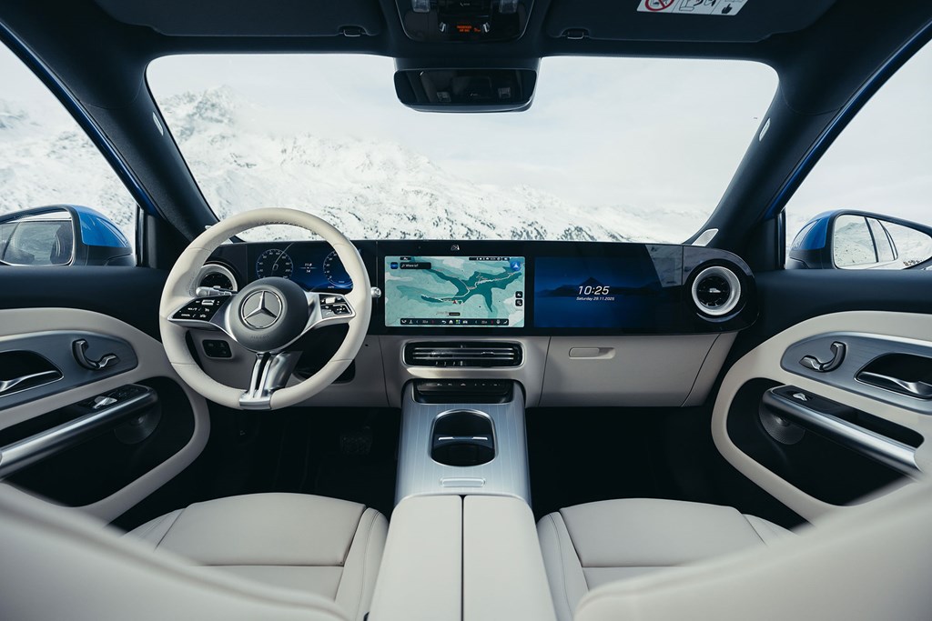 Mercedes GLB: new-generation electric and hybrid model adds more space ...