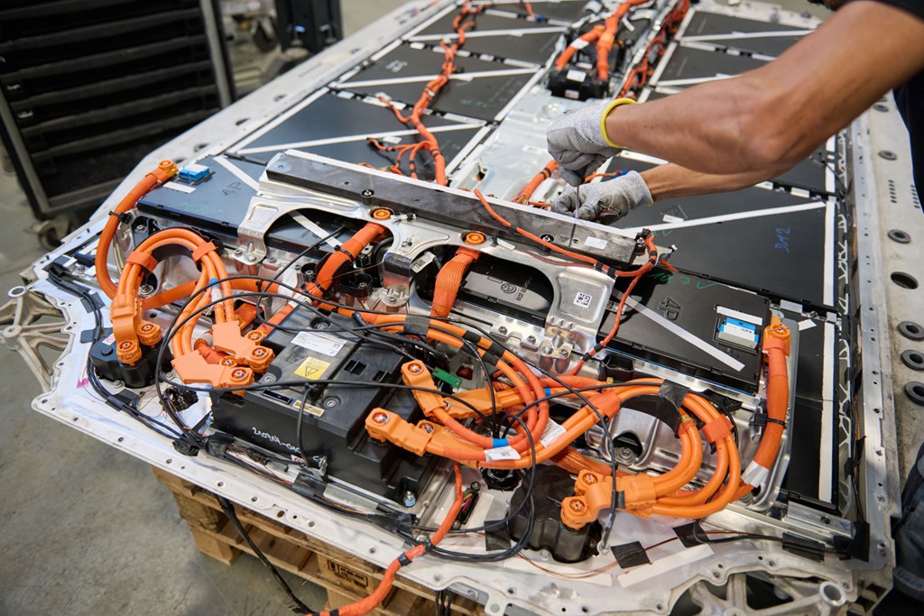 Real-world electric car battery life data - and how to make your EV's ...