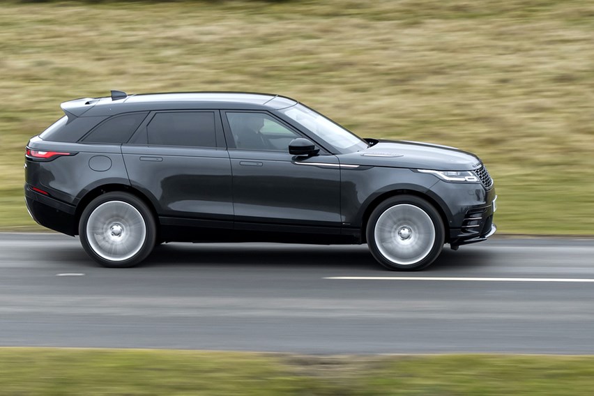 Range Rover Velar (2023) boot space & practicality | Parkers