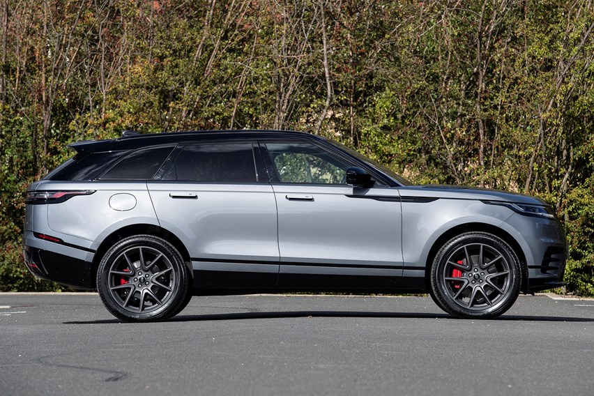 Range Rover Velar (2025) boot space & practicality