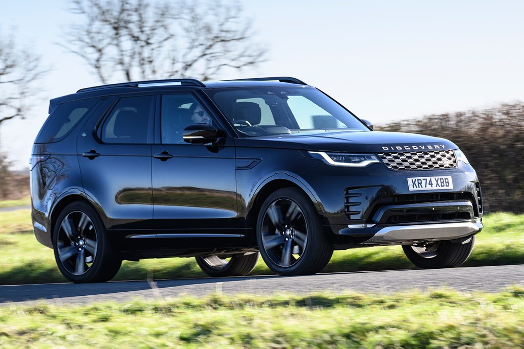 Land Rover Discovery (2025) boot space & practicality