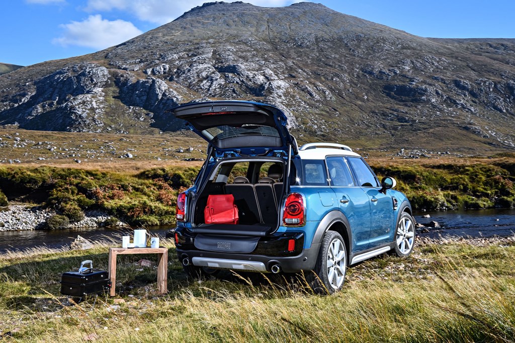MINI Countryman (2023) boot space & practicality