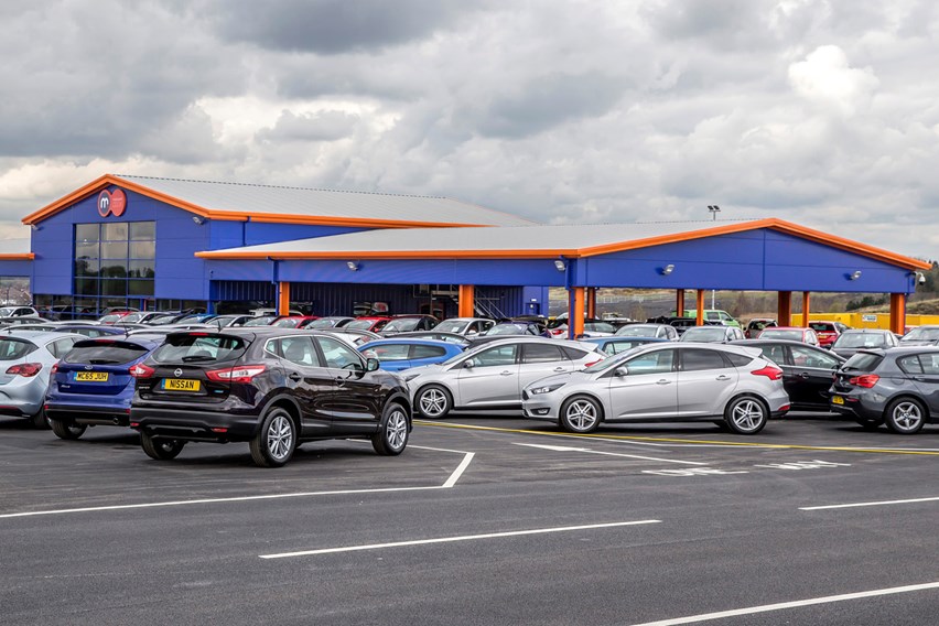 Used car prices are falling: why buyers now have the advantage