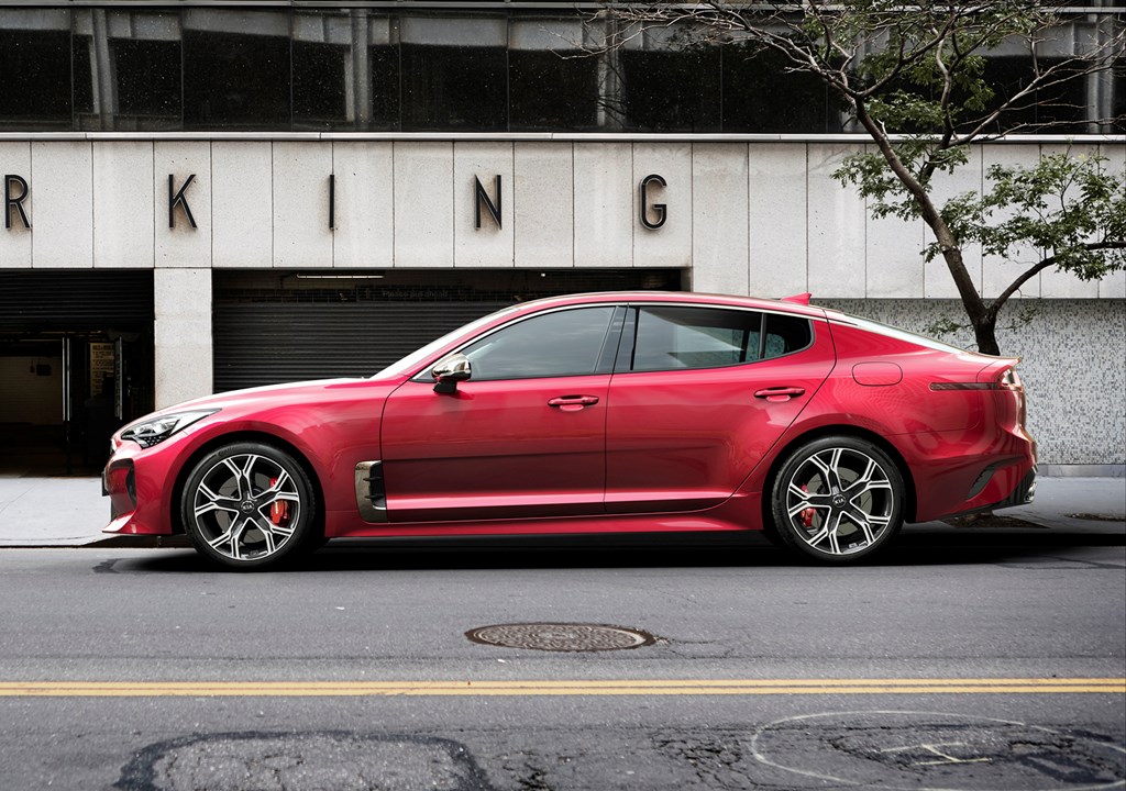 Kia Stinger Review (2025)
