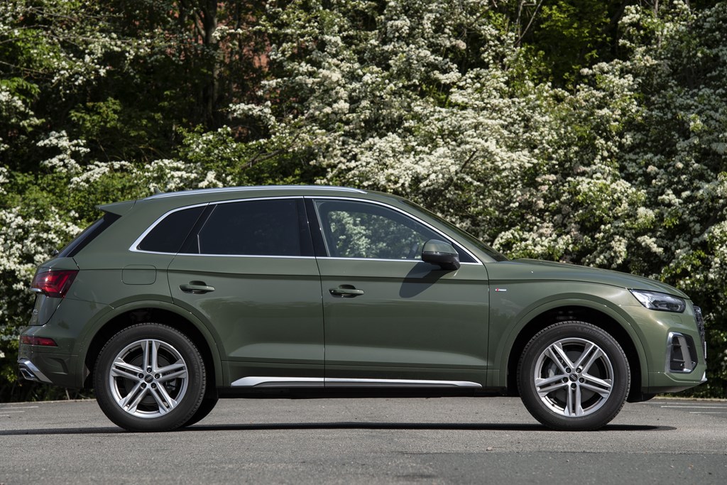 Used Audi Q5 SUV (2016 - 2024) mpg, costs & reliability