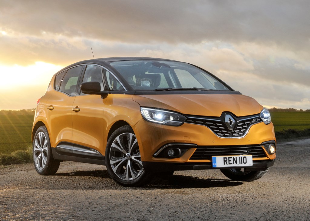 Used Renault Scenic Estate (2016 - 2019) boot space & practicality