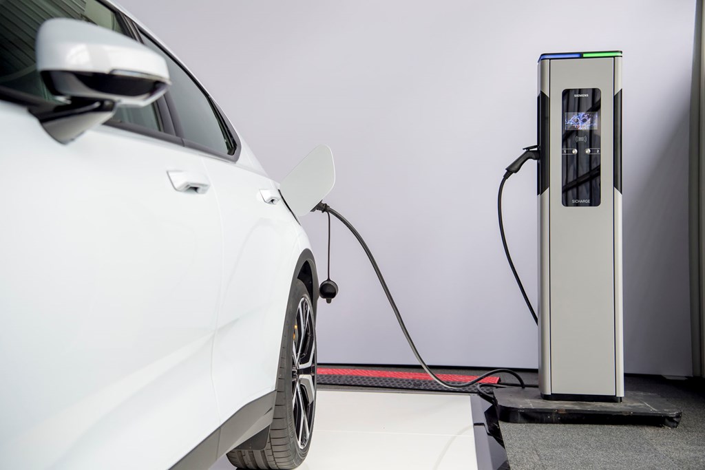 Polestar 2 (2025) mpg, costs & reliability