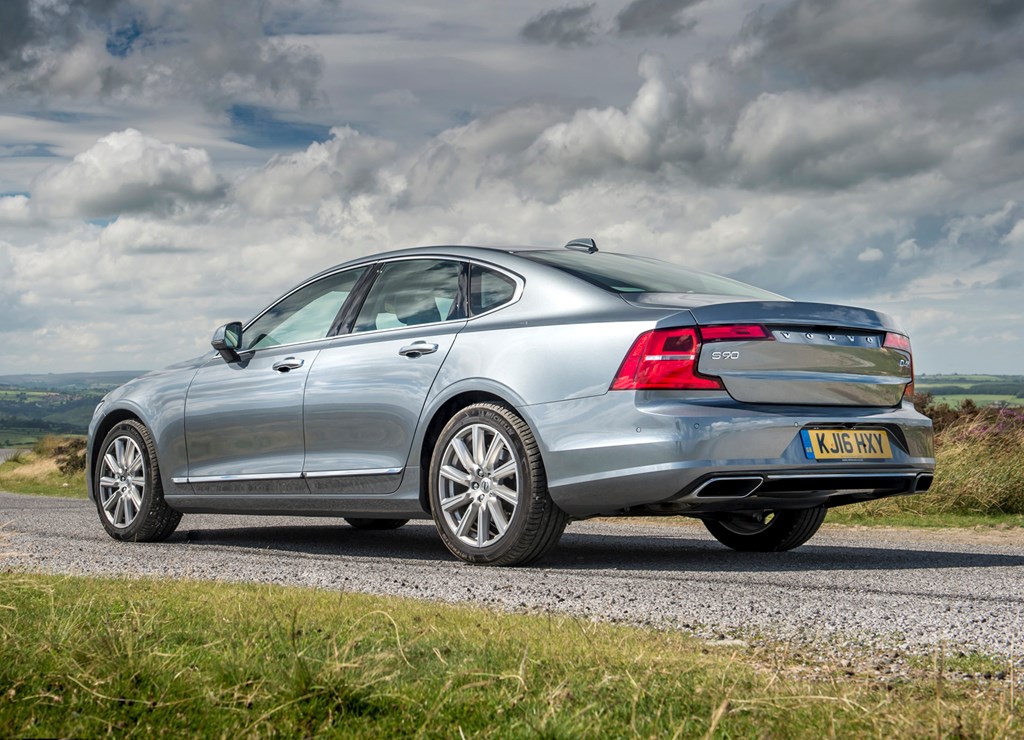 Used Volvo S90 Saloon (2016 - 2023) boot space & practicality