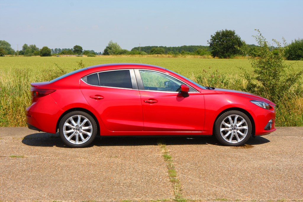 Used Mazda 3 Fastback (2013 - 2018) Review