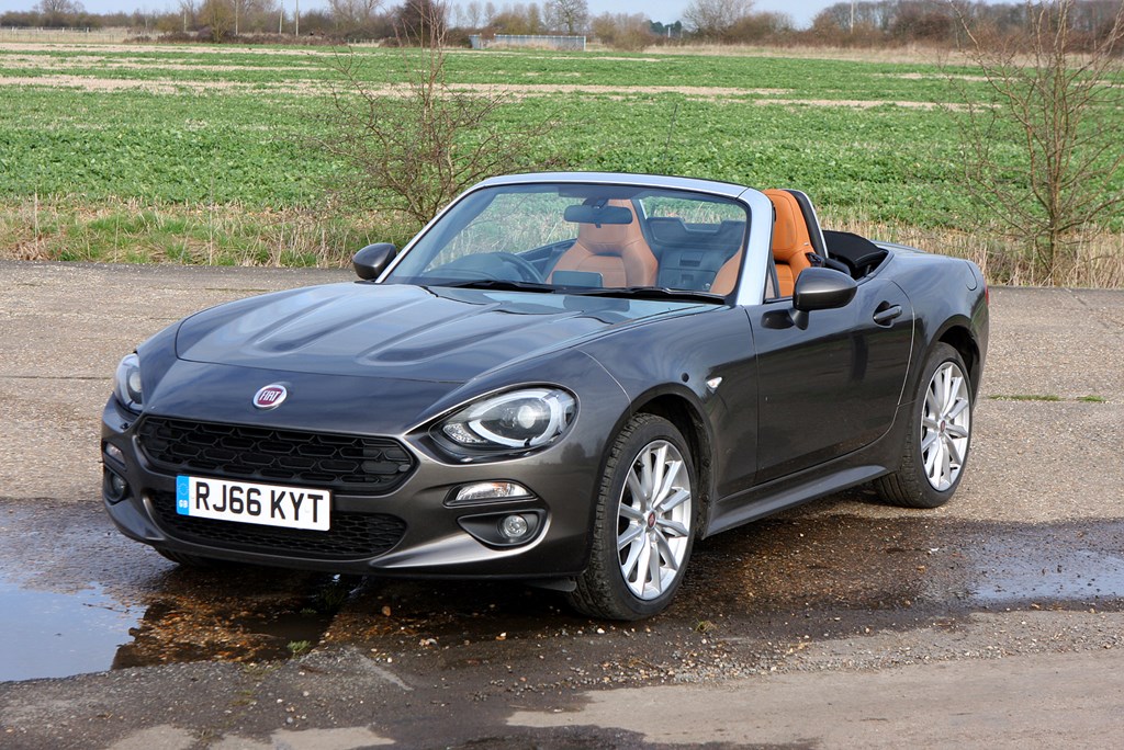 Used Fiat 124 Spider Convertible (2016 - 2019) boot space & practicality