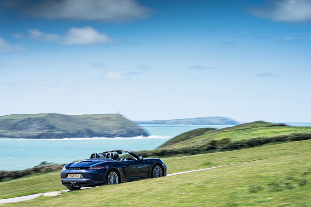 Porsche 718 Boxster (2024) engines & performance