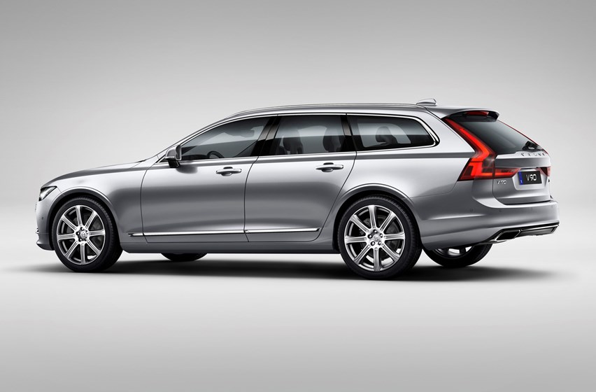 Volvo V90 (2025) boot space & practicality