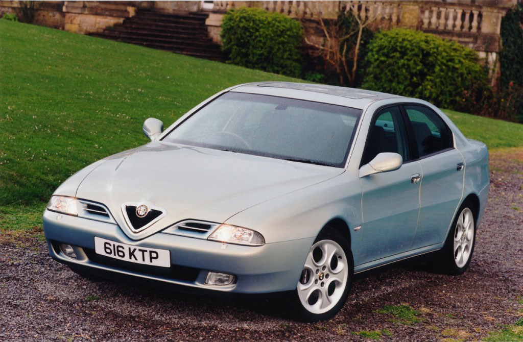 Used Alfa Romeo 166 Saloon (1999 - 2005) boot space & practicality