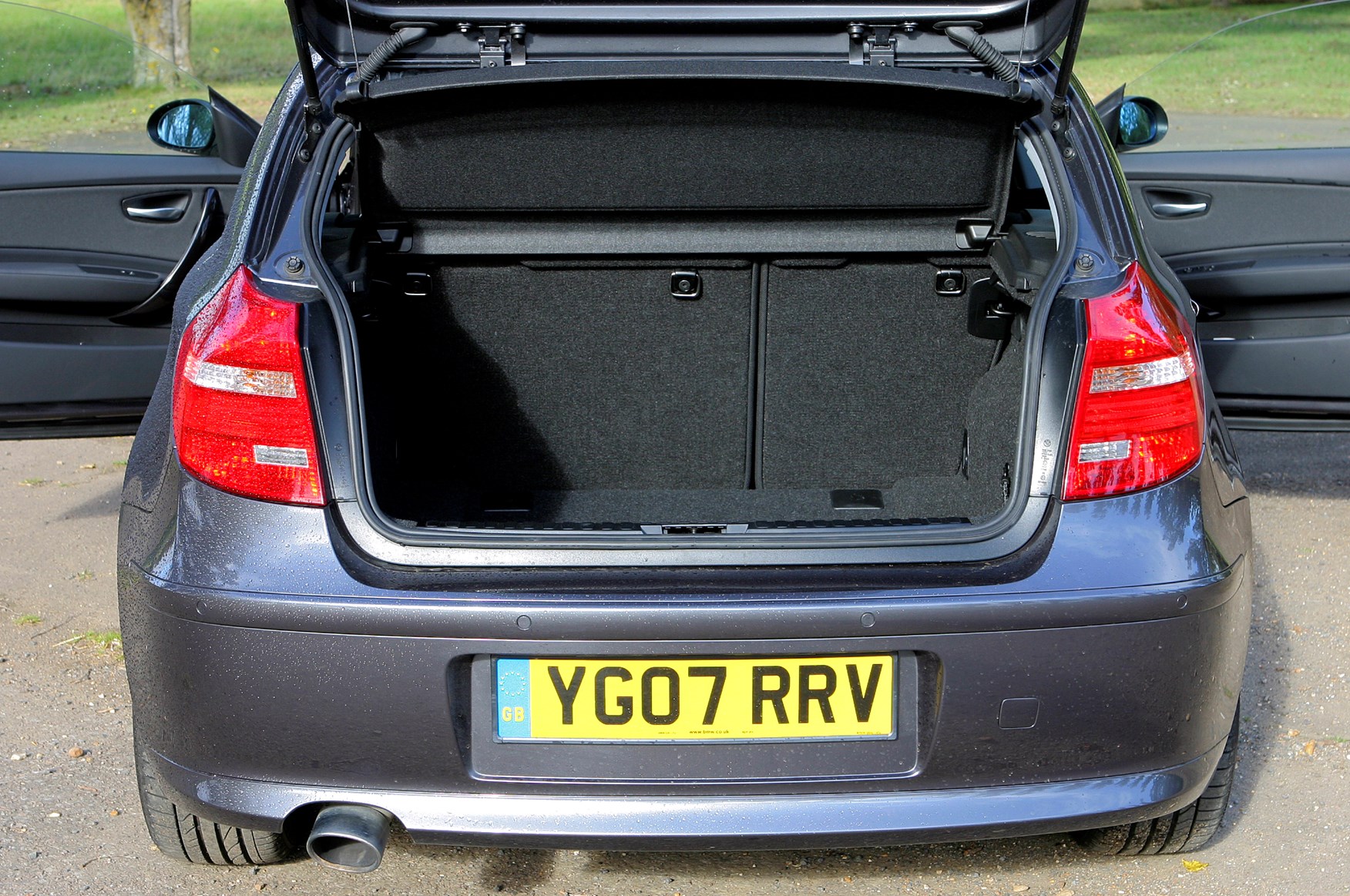 Used BMW 1-Series Hatchback (2004 - 2011) boot space & practicality