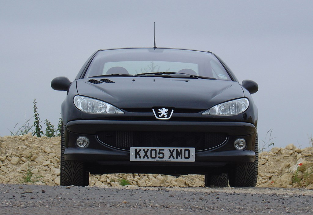 Used Peugeot 206 Coupe Cabriolet (2001 - 2007) Review
