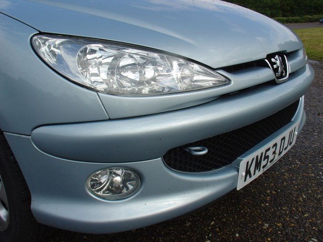 Used Peugeot 206 Coupe Cabriolet (2001 - 2007) Review