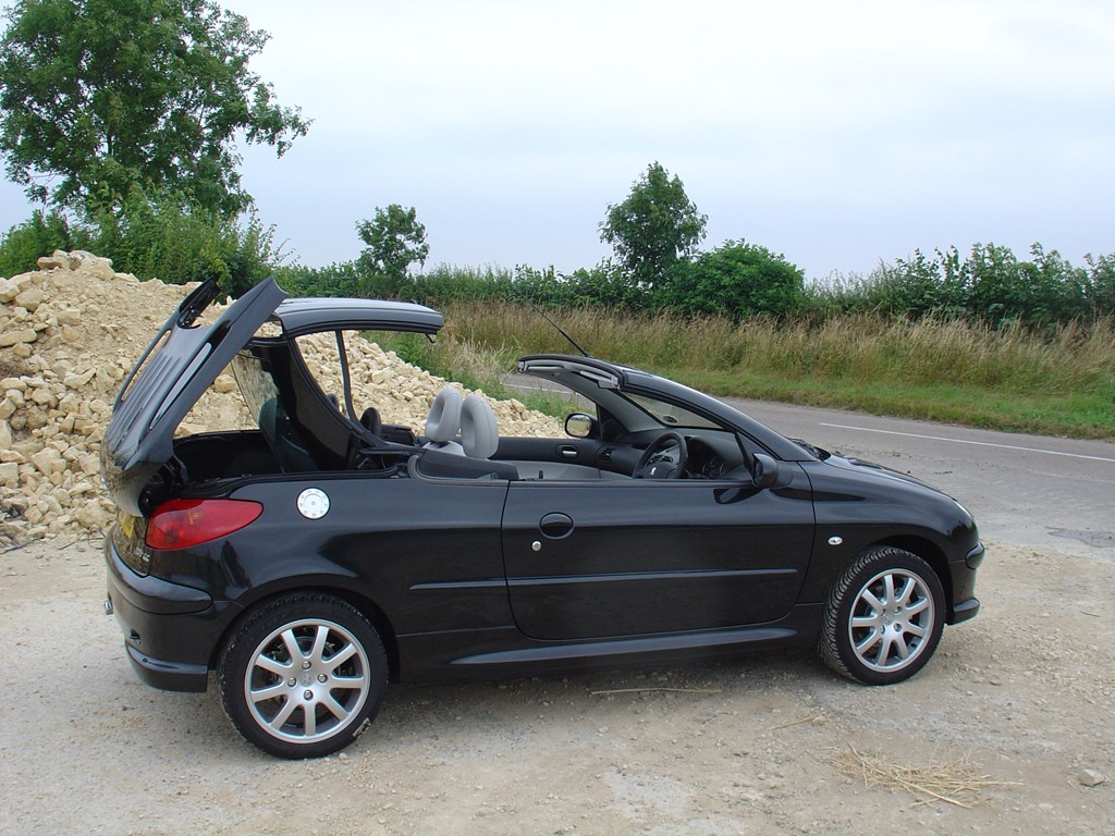 Used Peugeot 206 Coupe Cabriolet (2001 - 2007) boot space & practicality