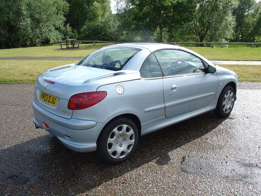 Used Peugeot 206 Coupe Cabriolet (2001 - 2007) Review