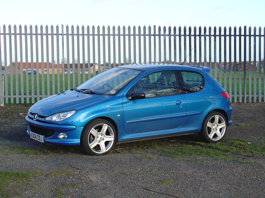 Used Peugeot 206 GTi (1999 - 2006) Review