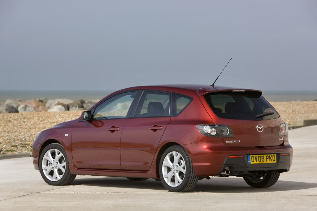 Used Mazda 3 Hatchback (2004 - 2008) boot space & practicality