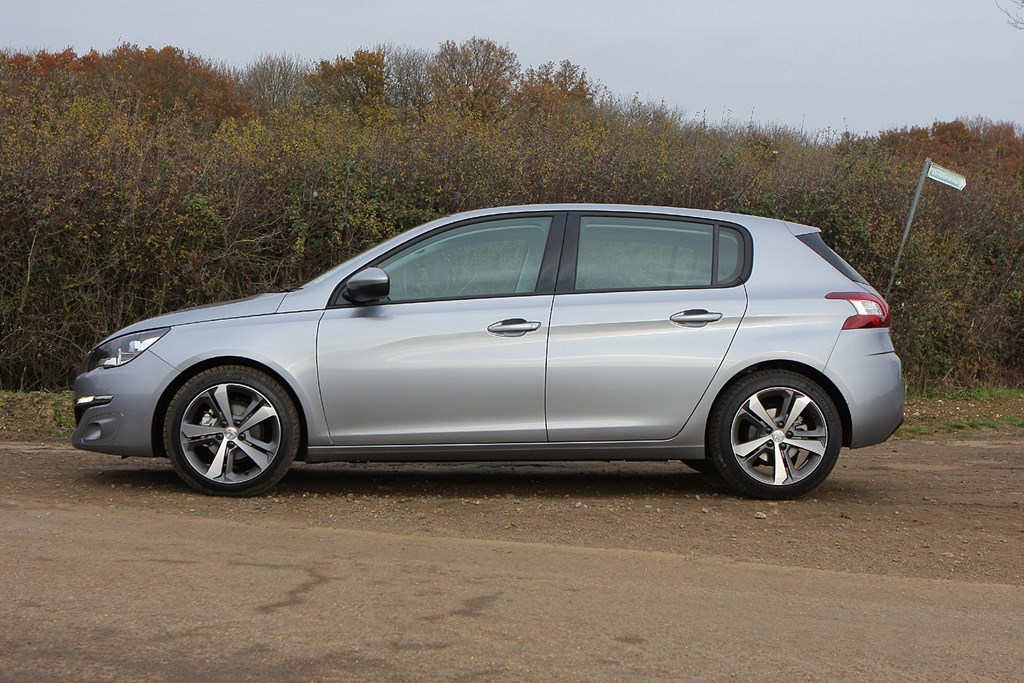 Used Peugeot 308 Hatchback (2014 - 2021) Review