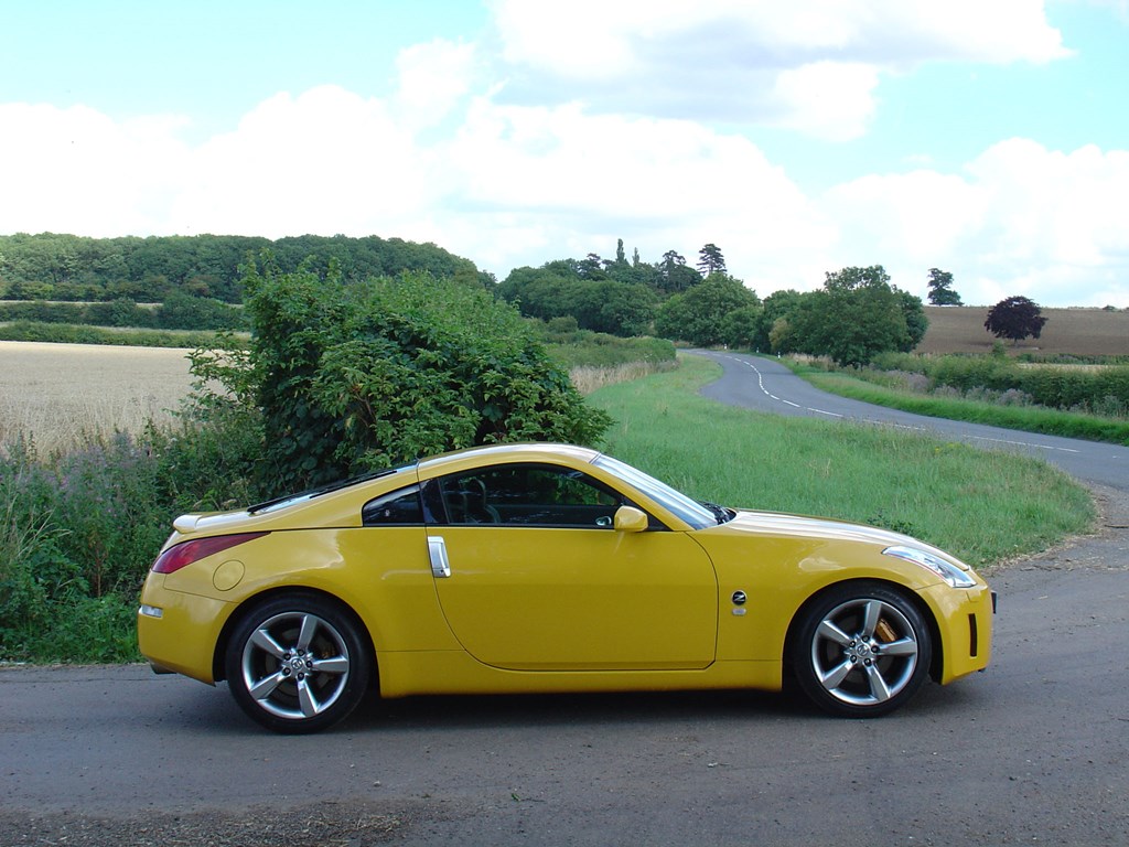 Used Nissan 350Z Coupe (2003 - 2010) boot space & practicality